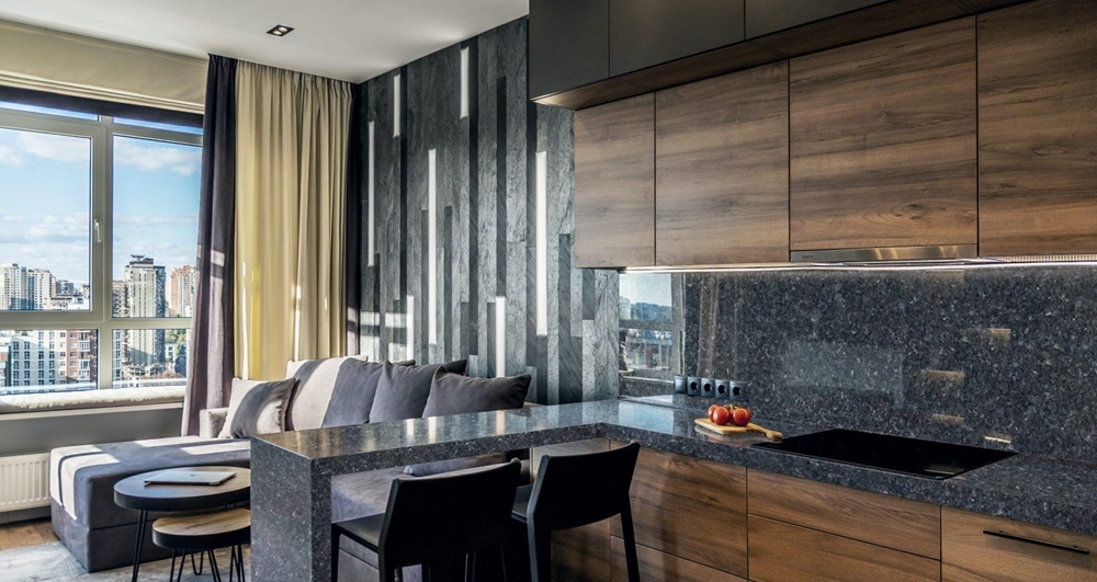 Granit Labrador Bleu : Beauté Captivante des Reflets Tournants